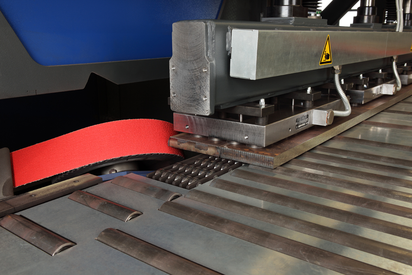 Large High-Performance Beveling Machines - SAAR USA